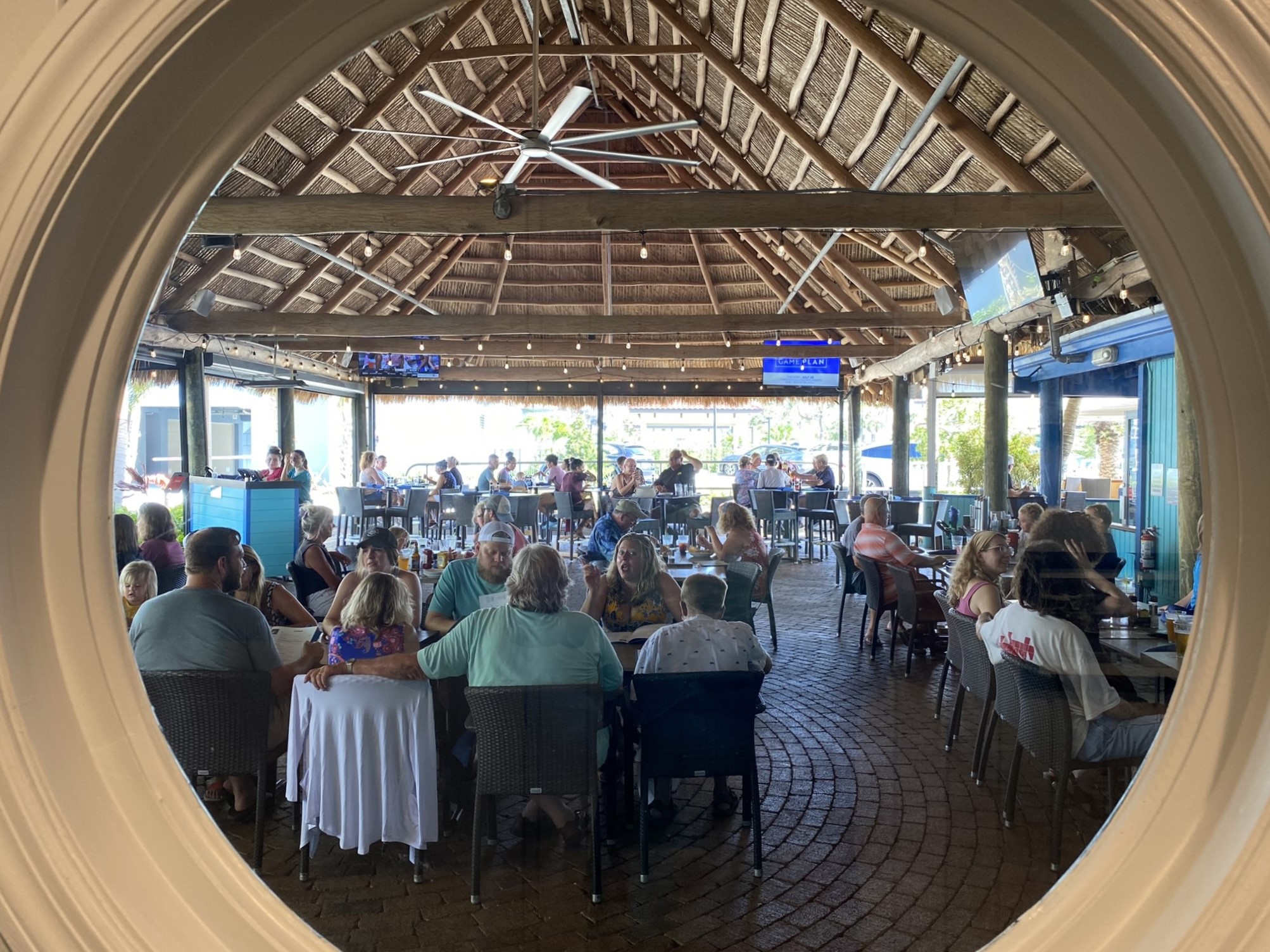 Venice FL-Dockside Waterfront Grill – Salty Boating
