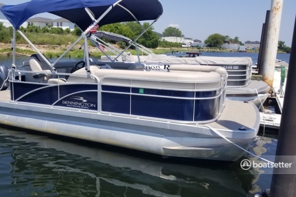 Can I Rent A Pontoon Boat For A Birthday Party? – Salty Boating